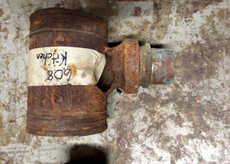 Cast Iron Pipe Repair - Expert Trenchless Pipe Lining By Blue Works Company